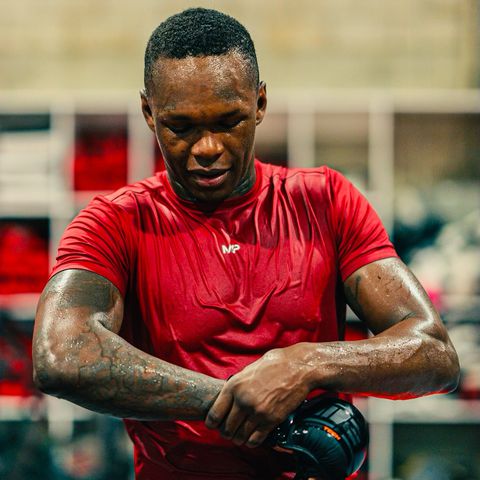 Israel Adesanya: Nigerian-born UFC star returns to training ahead of ...