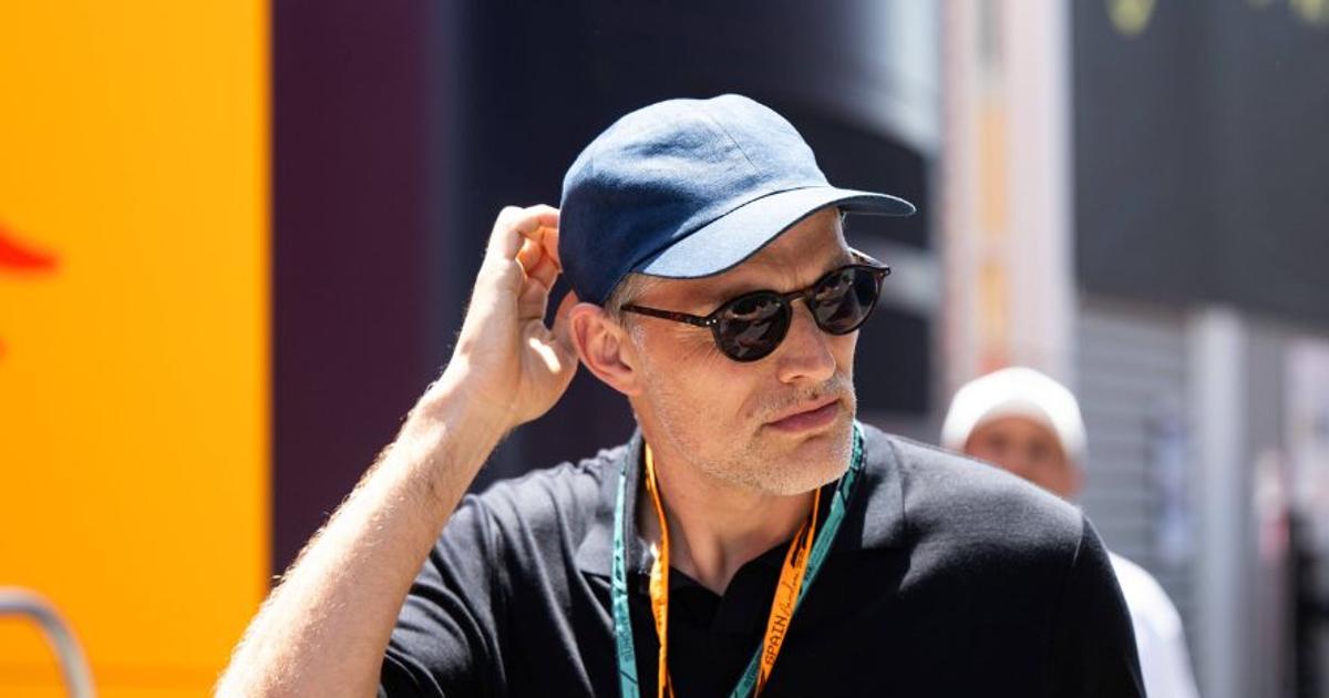 Man United dealt huge blow in search for new manager as top target ...
