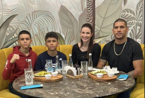 Alex Pereira UFC: Stats, Career, Net Worth, Age, Wins | Pulse Sports ...