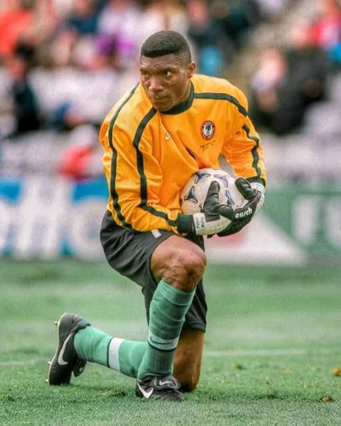 Peter Rufai: 9 UNTOLD facts about legendary Super Eagles goalkeeper who ...