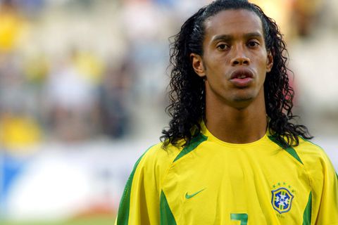 Is Ronaldinho her father? Miche Minnies: Mamelodi Sundowns lookalike ...