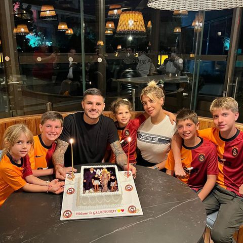 Who is Wanda Nara? 10 interesting facts about the model and actress who ...