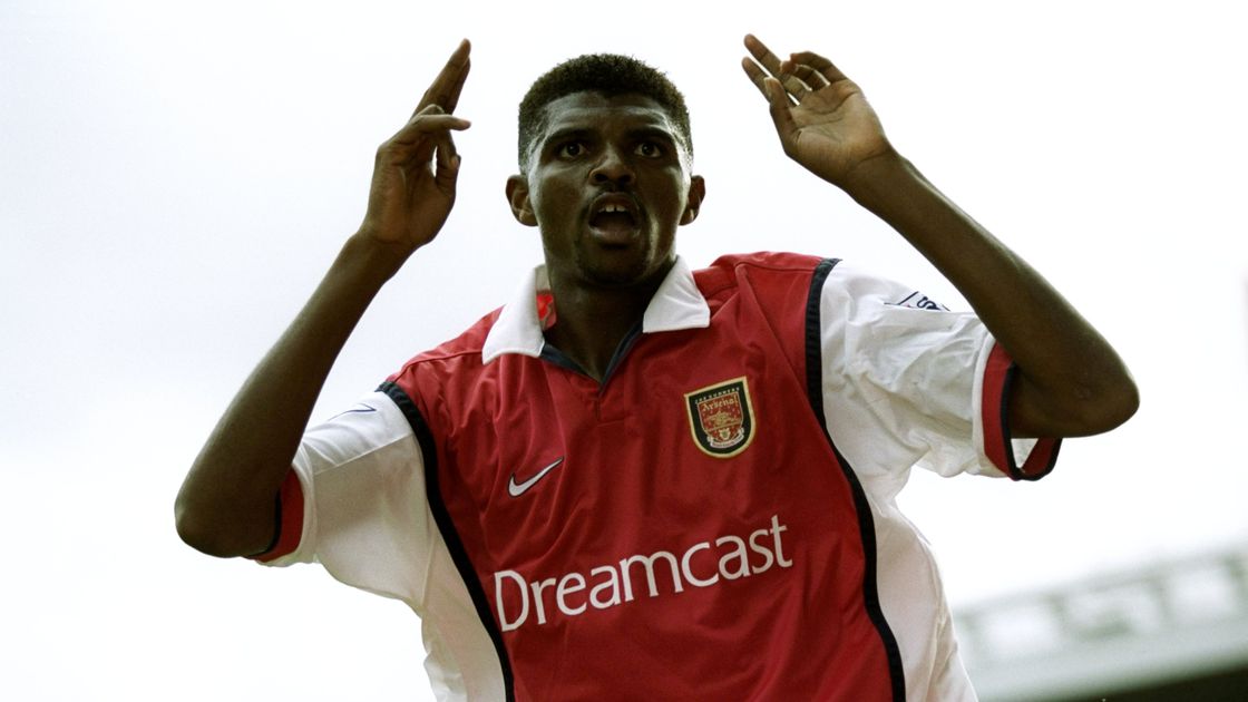 Arsenal remember Kanu: Celebrate late hat-trick against Chelsea | Pulse ...