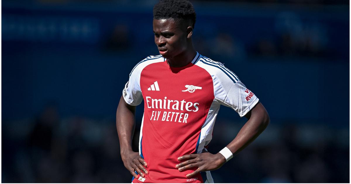 Anglo-Nigerian winger Saka fails to reward over 900k managers after ...