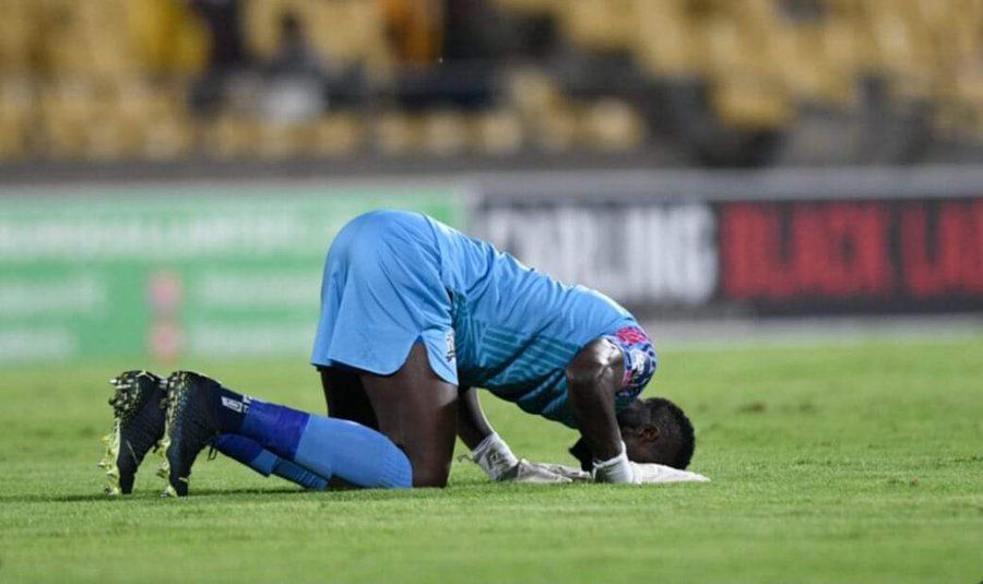 Uganda Cranes goalie recognised as Arrows push Onyango’s Sundowns for ...