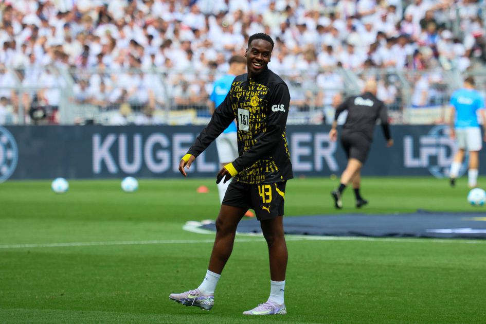 Transfer News: Chelsea agree seven-year deal with 12-goal wide attacker ...