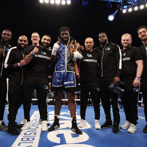 David Adeleye: Nigerian-born boxer crowned English heavyweight champion ...