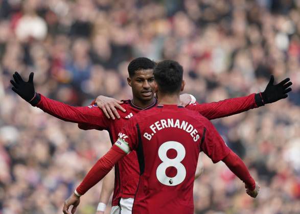 Manchester United vs Everton: Red Devils rescued by Penalty Goals to ...