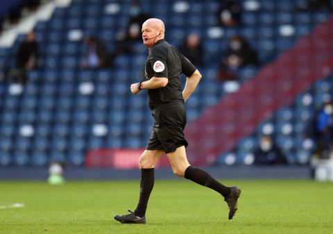 Lee Mason: Premier League rehire referee who made shocking VAR error ...