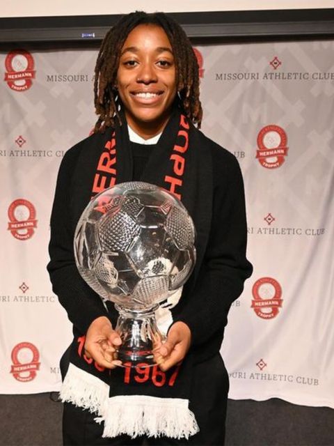 Super Falcons' Onyi Echegini 'honored' to scoop coveted 10-pound MAC ...