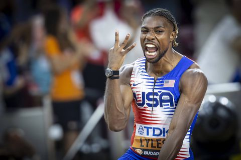 Noah Lyles Shows Off Dance Moves on the Beach with Junelle Bromfield ...