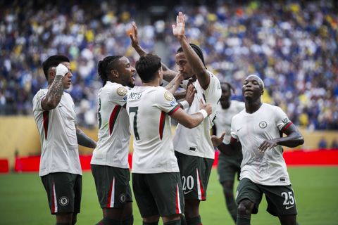 Club World Cup final: Alan Shearer tells Chelsea how to beat PSG ...