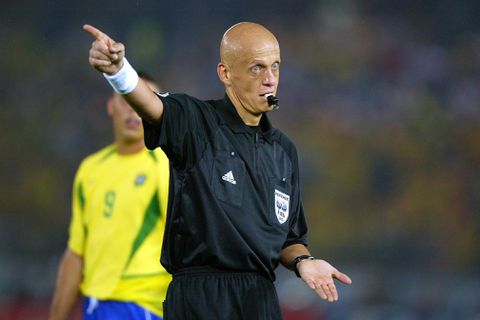‘They wanted me to stop’ — Legendary referee reveals going bald almost ...
