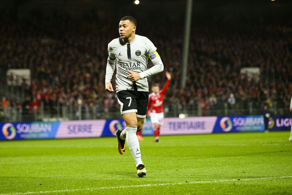 PSG squeeze past Brest thanks to late Mbappe winning goal | Pulse ...