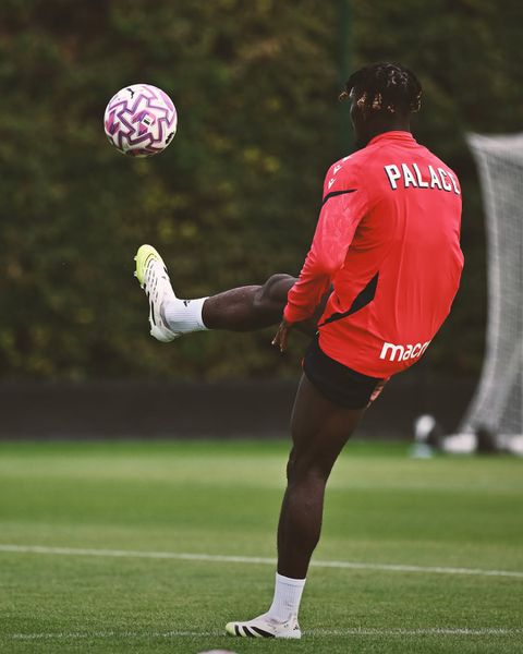 Uche makes big promise to Eagles fans after emotional 6-minute Premier ...