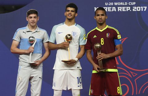 Dominic Solanke Net Worth: Nationality, Parents, Wife, Age, Height ...