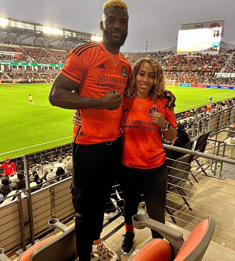 Efe Ajagba celebrated by Houston Dynamo: Nigerian boxer shines as MLS ...