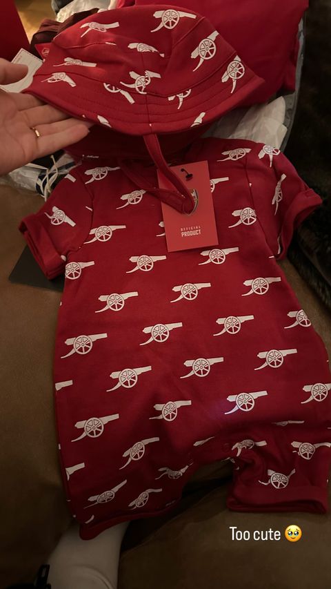 Arsenal manager Arteta gifts TNT Sport presenter Laura Woods early baby ...