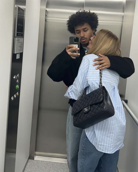 Karim Adeyemi: Dortmund star passionately kisses his girlfriend after ...