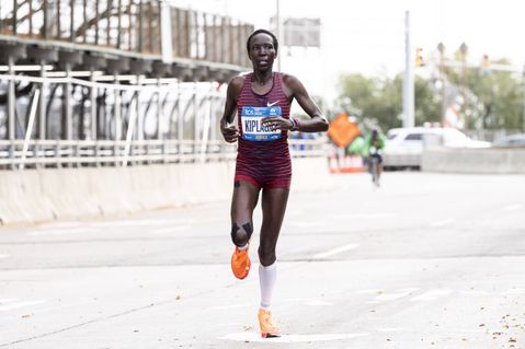 5 female Kenyan distance runners who are enjoying careers spanning over ...