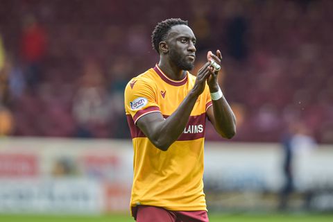 90 minutes for Jordan Obita, Bevis Mugabi as Motherwell beat Hibernian ...