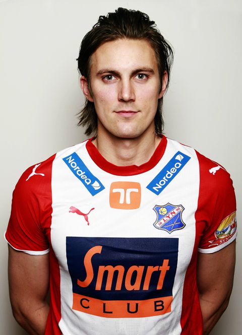 The 10 tallest professional football players in history | Pulse Sports ...