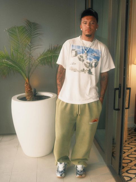 Jadon Sancho UNFOLLOWS American rapper Saweetie as dating rumours fade ...