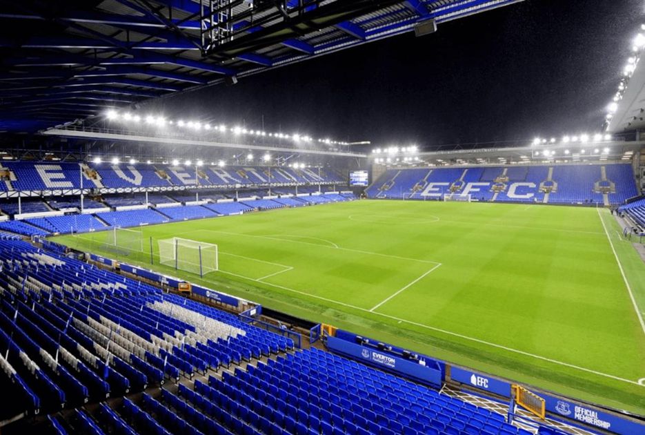 Former Everton midfielder 'sentenced to life in prison' for corruption ...