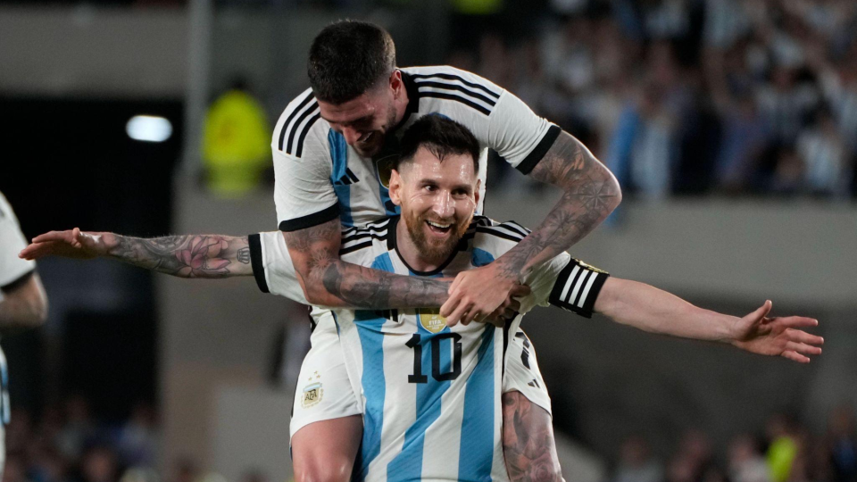 Messi reaches new milestone with Panama freekick | Pulse Sports Nigeria