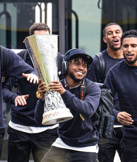 Ademola Lookman: Super Eagles star glues to EUROPA League trophy as he ...