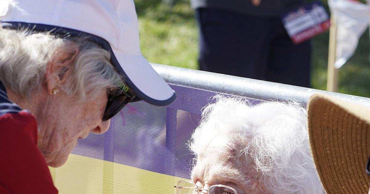 Legendary American athlete Julia 'Hurricane' Hawkins dies aged 108 ...