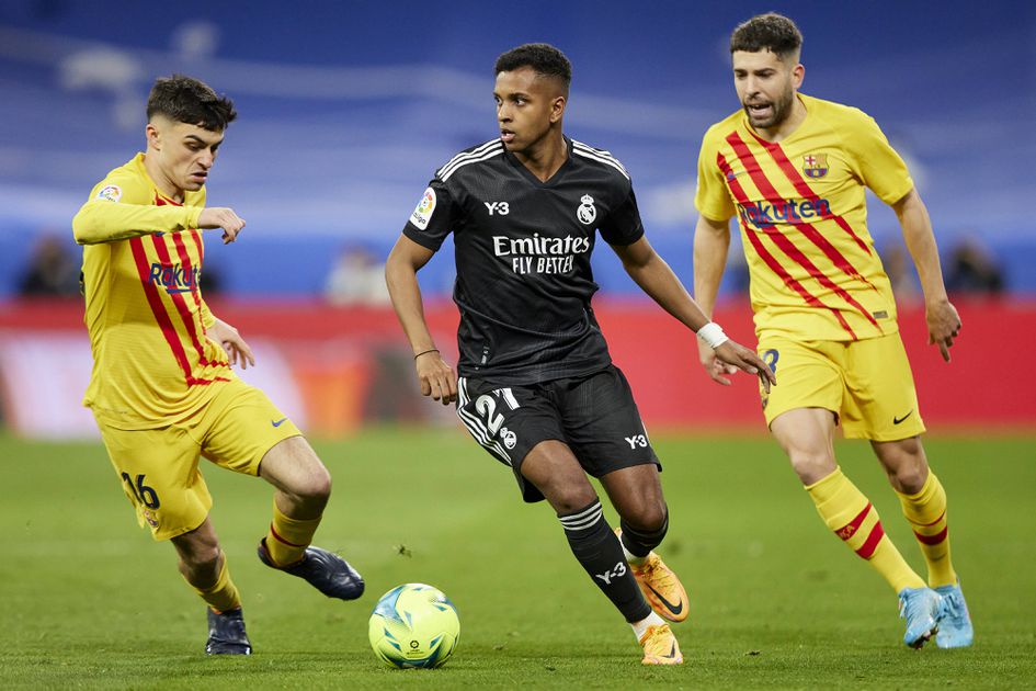 Barcelona and Real Madrid enter Copa del Rey round of 32 with easy ...