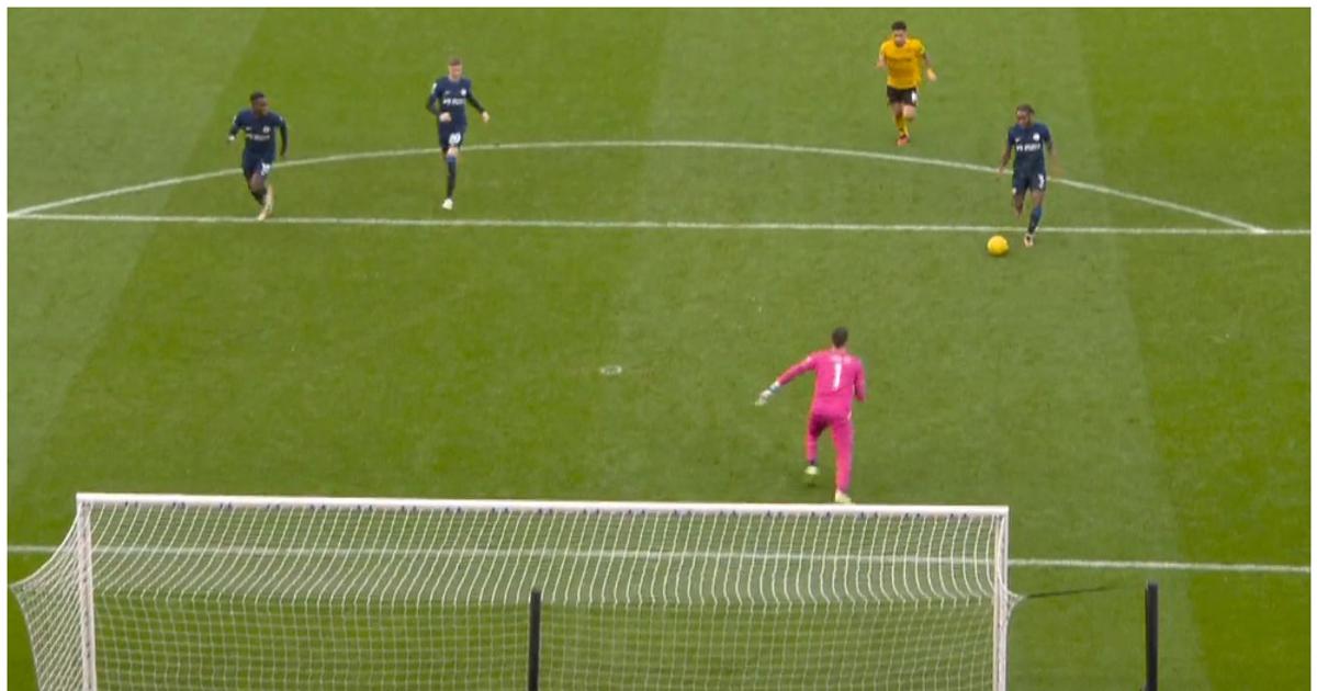 [Watch]: Raheem Sterling's shocking miss for Chelsea against Wolves ...
