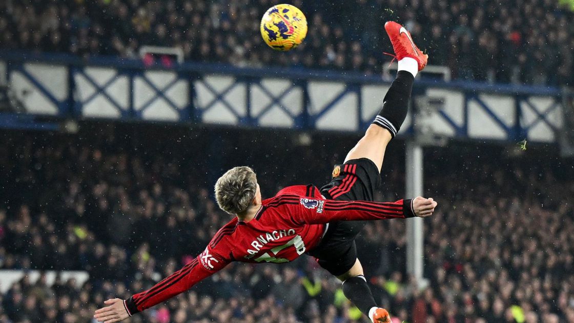Manchester Uniteds Alejandro Garnacho Scores Goal Of The Season