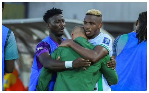 AFCON 2025: ‘My favourite striker’ - Eric Chelle has called Osimhen the ...