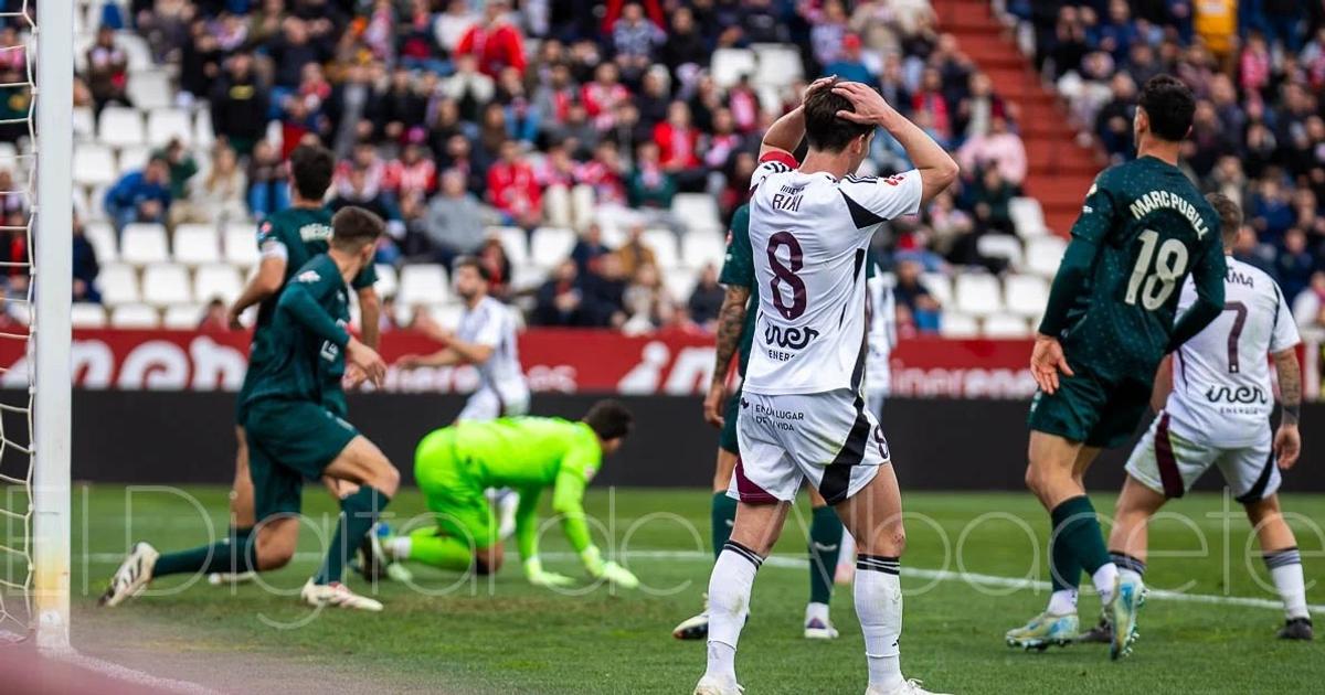 Football fan loses out on ₦6 billion after his own team ruined his 15 ...