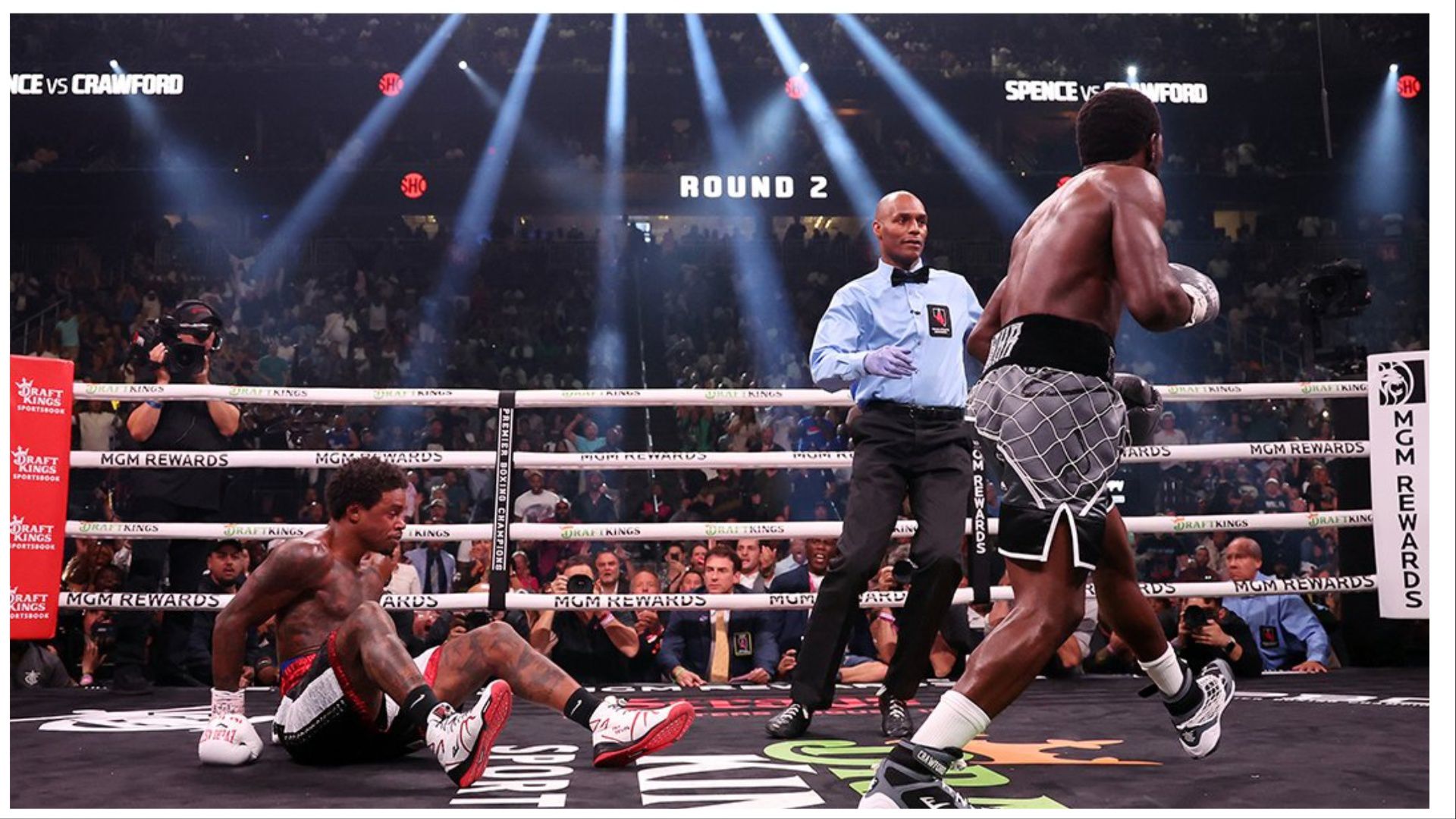 Dominant Terence Crawford defeats Errol Spence to become undisputed welterweight champion ...