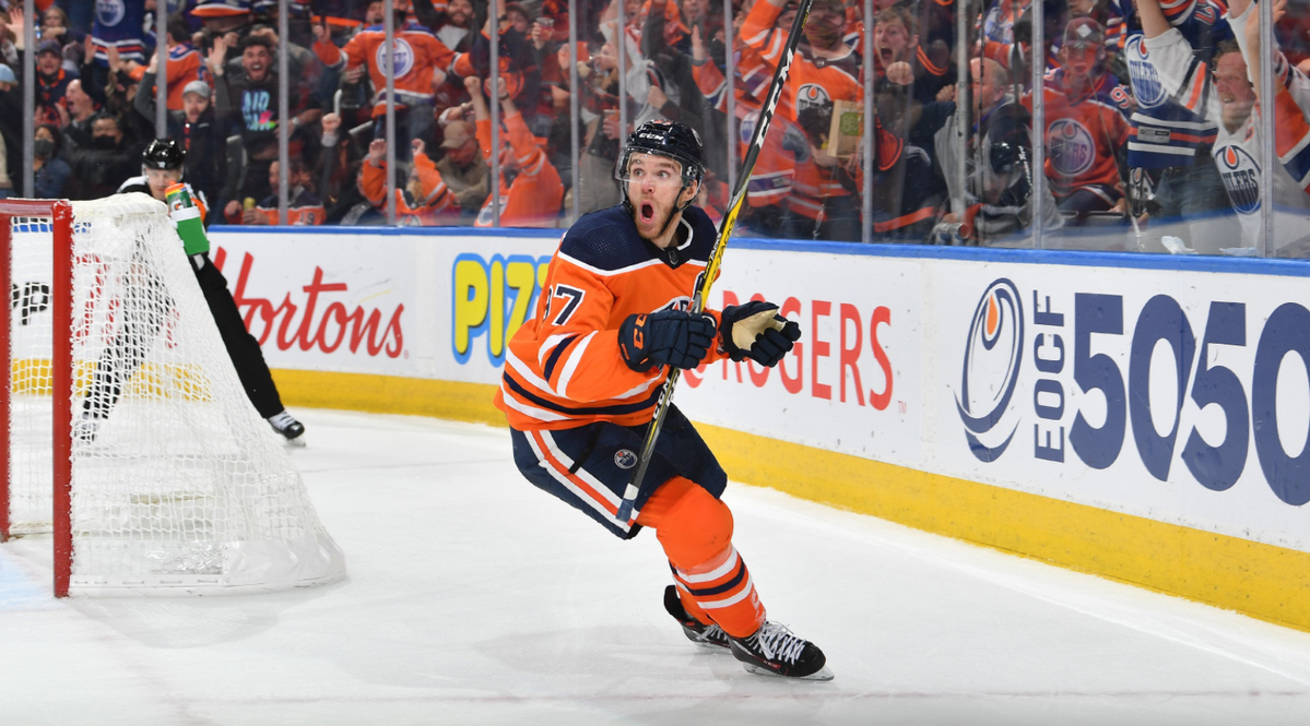 VIDEO Neskutočný gól! Connor McDavid prešiel cez štyroch hráčov ako nôž ...