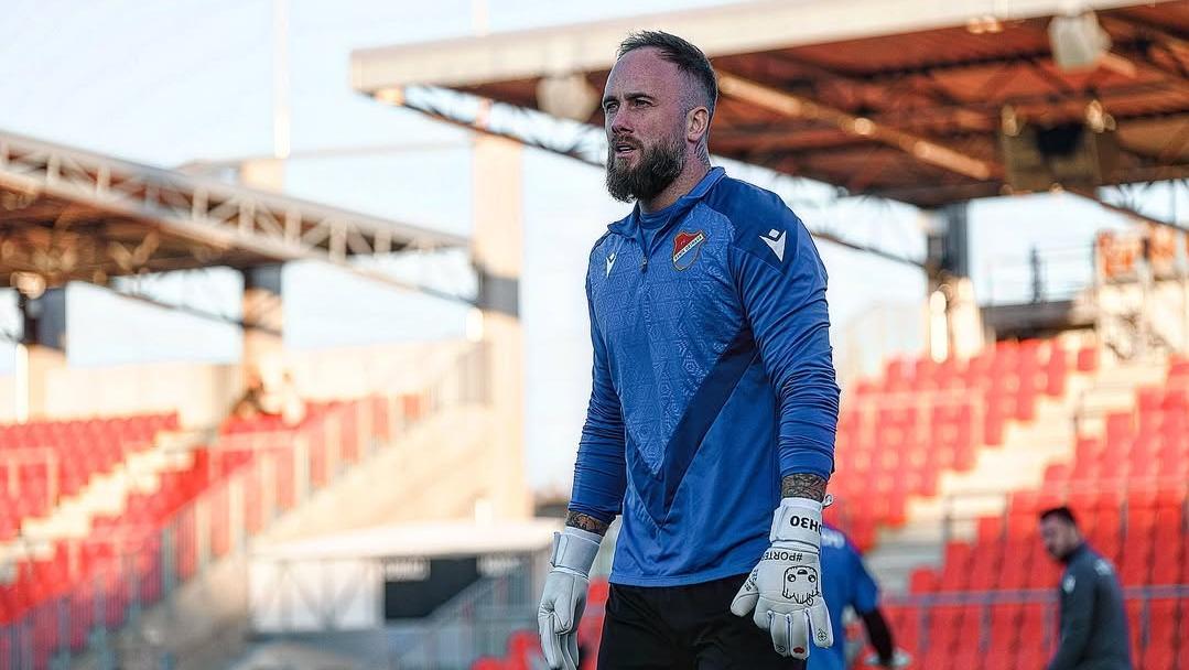 Dominik Holec si splnil veľký sen. Stretol sa so Stephenom Currym ...