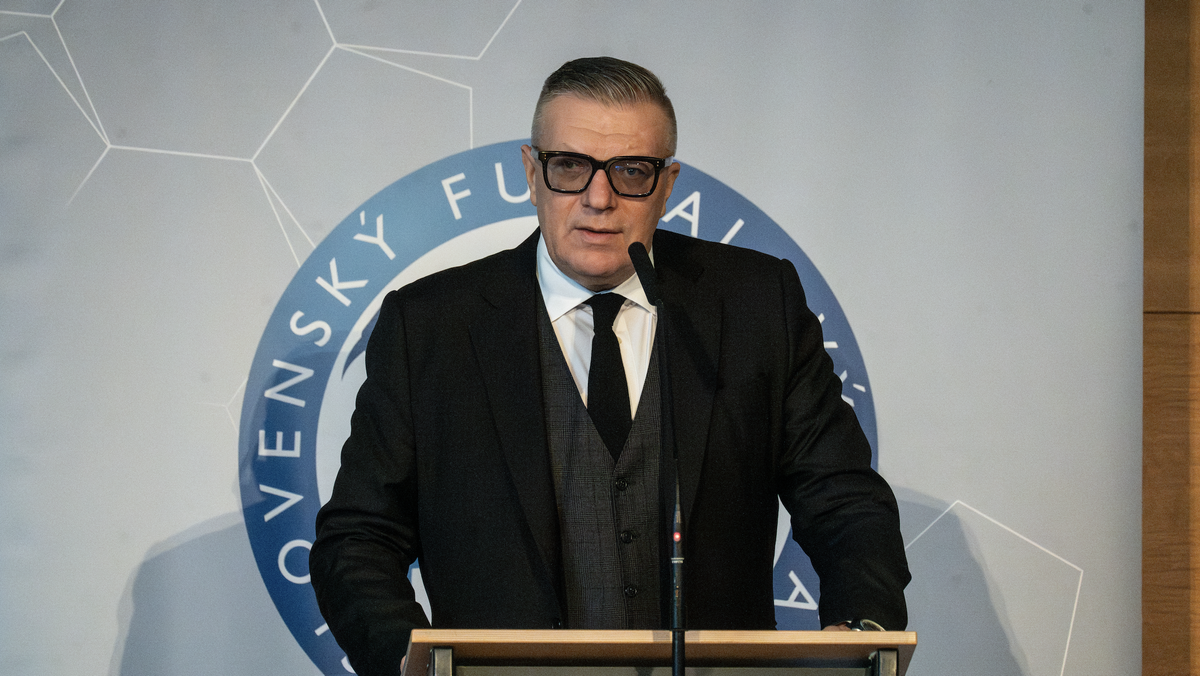 Šialená kauza s tisíckami telefónov. SFZ ručí za inú firmu, vo vzduchu ...
