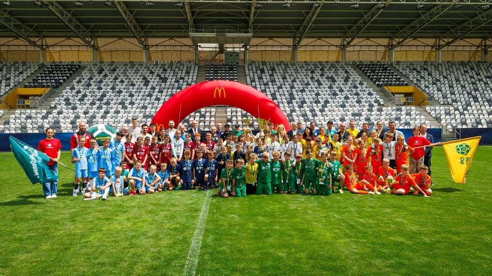 VÝNIMOČNÝ SVIATOK FUTBALU: Spoznali sme nových kráľov 27. ročníka ...