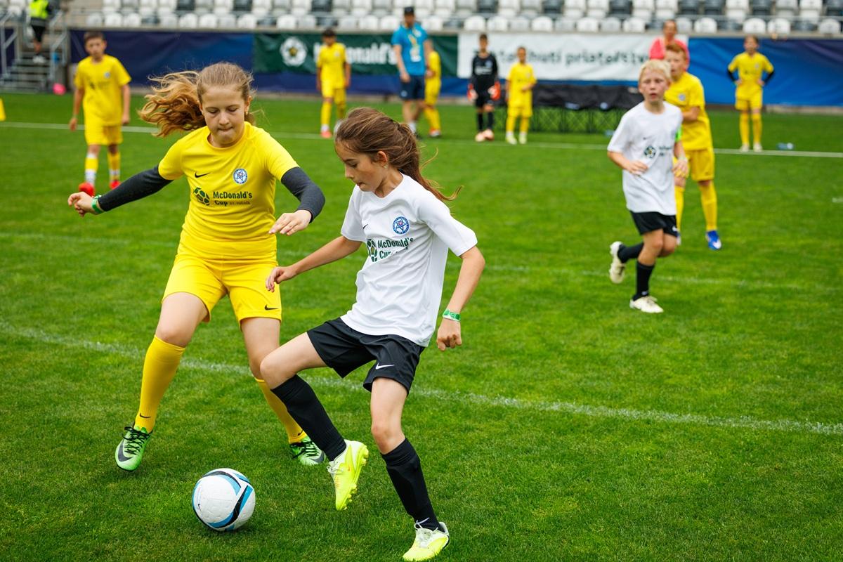VÝNIMOČNÝ SVIATOK FUTBALU: Spoznali sme nových kráľov 27. ročníka ...