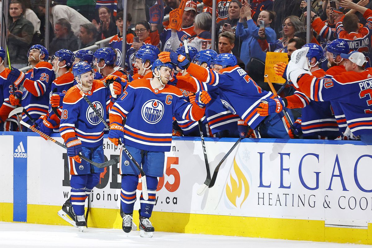 McDavid má na konte ďalší historický zápis. New York Rangers získal ...