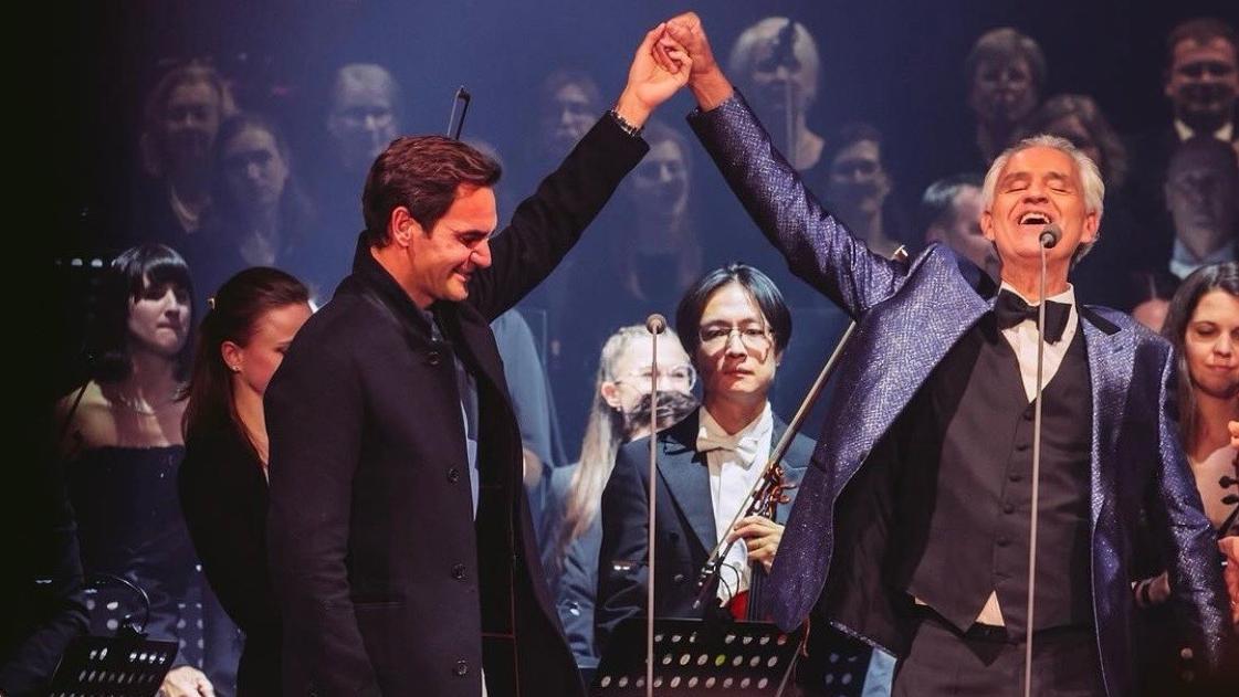 Legendárny Andrea Bocelli venoval áriu Federerovi. Rogera dohnal až k ...