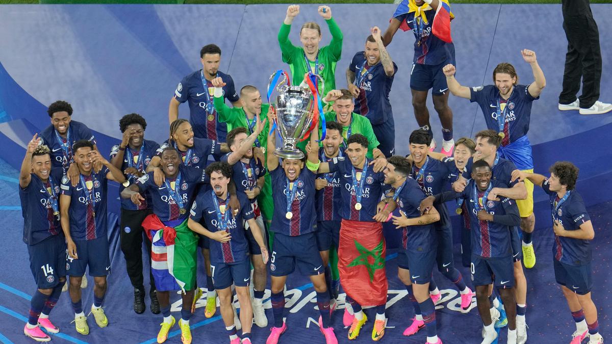 Fotogaléria: Liga majstrov / ohlasy médií – po zápase Paríž Saint ...
