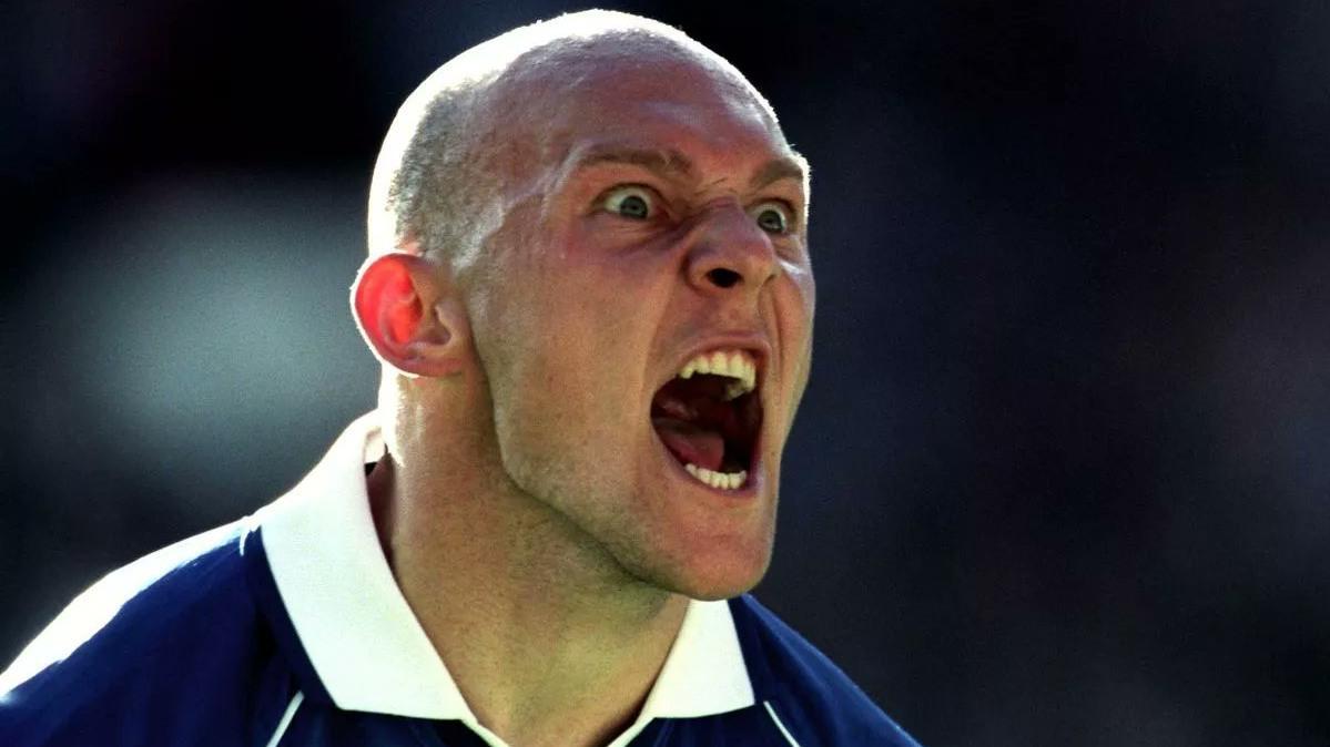 Thomas Gravesen vybil Ronaldovi zub, randil s pornoherečkou a strieľal ...
