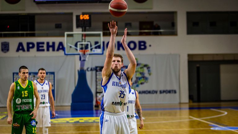 Рилецо вдига един от най добрите си стрелци за финала