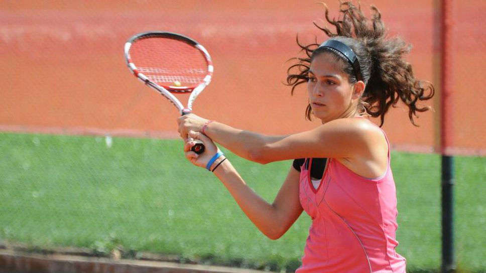 Шиникова се класира за финал на двойки на турнир по тенис в Тунис