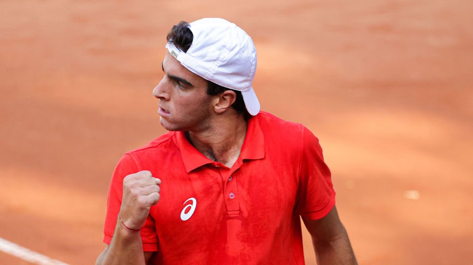 Двама българи продължават на полуфиналите на двойки в Анталия