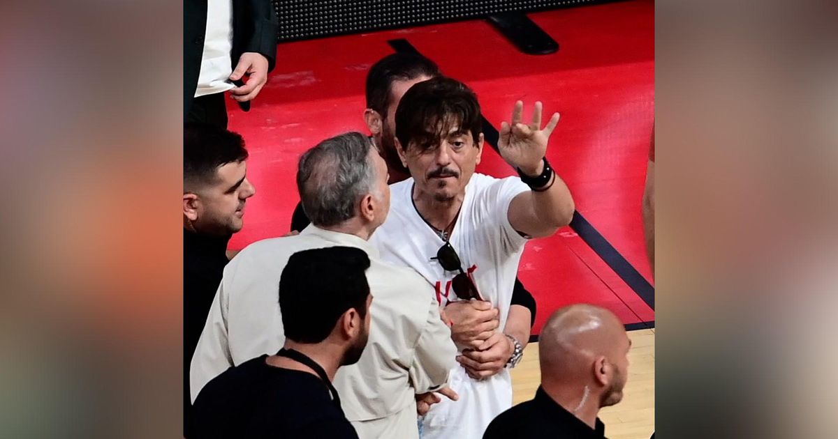 Drama! Janakopulos izbačen pred meč protiv Olimpijakosa | Sportal.rs